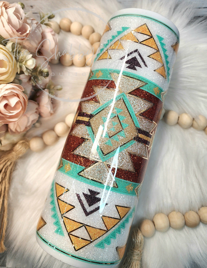 Western Pyramid – The Shabby Barn Boutique